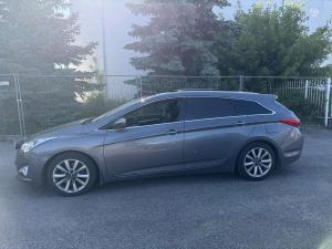 Grey Hyundai i40 2012 in Marijampole, with an engine capacity of 1.69 L and mileage of 228 thousand km for 3450 €, photo 8 on AUTOMOTO.COM.LV