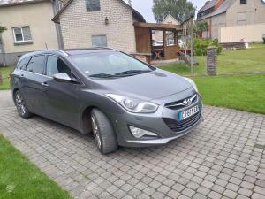 Pelēks Hyundai i40 2012 Tauragė, ar dzinēja tilpumu 1.69 L un nobraukumu 204 tūkst. km par 4350 €, foto 4 vietnē AUTOMOTO.COM.LV