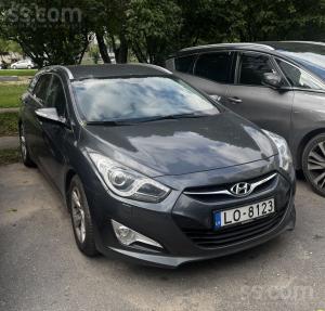 Серый Хендай и40 2012 в Рига, объемом двигателя 1.70 л и пробегом 230 тыс. км за 2500 €, фото  на AUTOMOTO.COM.LV