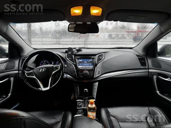 Pelēks Hyundai i40 2012 Rīga, ar dzinēja tilpumu 1.70 L un nobraukumu 230 tūkst. km par 2500 €, foto 5 vietnē AUTOMOTO.COM.LV