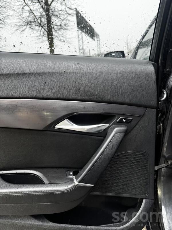 Pelēks Hyundai i40 2012 Rīga, ar dzinēja tilpumu 1.70 L un nobraukumu 230 tūkst. km par 2500 €, foto 7 vietnē AUTOMOTO.COM.LV