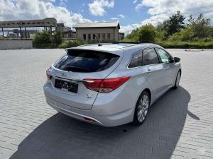 Pelēks Hyundai i40 2012 Telšiai, ar dzinēja tilpumu 1.69 L un nobraukumu 240 tūkst. km par 5200 €, foto 7 vietnē AUTOMOTO.COM.LV