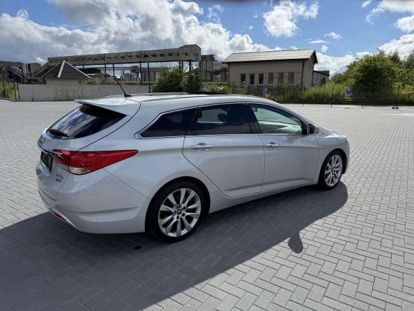 Pelēks Hyundai i40 2012 Telšiai, ar dzinēja tilpumu 1.69 L un nobraukumu 240 tūkst. km par 5200 €, foto 7 vietnē AUTOMOTO.COM.LV