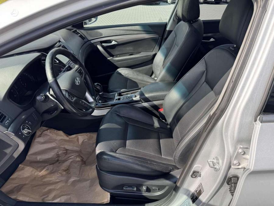 Pelēks Hyundai i40 2012 Telšiai, ar dzinēja tilpumu 1.69 L un nobraukumu 240 tūkst. km par 5200 €, foto 20 vietnē AUTOMOTO.COM.LV
