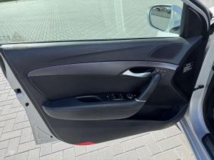Pelēks Hyundai i40 2012 Telšiai, ar dzinēja tilpumu 1.69 L un nobraukumu 240 tūkst. km par 5200 €, foto 23 vietnē AUTOMOTO.COM.LV