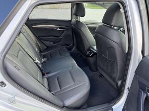 Pelēks Hyundai i40 2012 Telšiai, ar dzinēja tilpumu 1.69 L un nobraukumu 240 tūkst. km par 5200 €, foto 25 vietnē AUTOMOTO.COM.LV