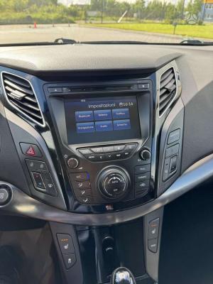 Pelēks Hyundai i40 2012 Telšiai, ar dzinēja tilpumu 1.69 L un nobraukumu 240 tūkst. km par 5200 €, foto 33 vietnē AUTOMOTO.COM.LV