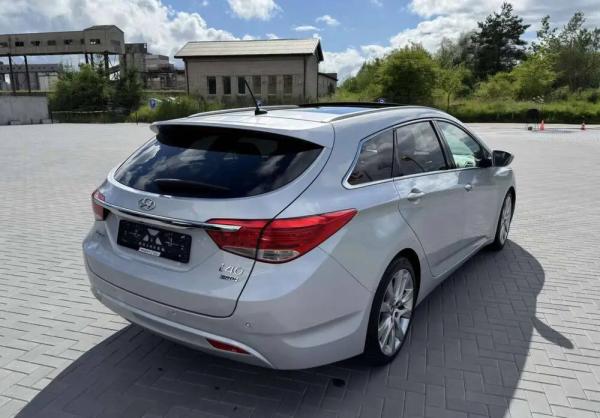 Pelēks Hyundai i40 2012 Telšiai, ar dzinēja tilpumu 1.70 L un nobraukumu 239 tūkst. km par 5190 €, foto 10 vietnē AUTOMOTO.COM.LV
