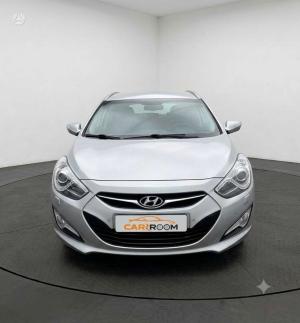 Grey Hyundai i40 2012 in Vilnius, with an engine capacity of 1.69 L and mileage of 275 thousand km for 4600 €, photo 4 on AUTOMOTO.COM.LV