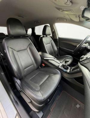 Grey Hyundai i40 2012 in Vilnius, with an engine capacity of 1.69 L and mileage of 275 thousand km for 4600 €, photo 9 on AUTOMOTO.COM.LV