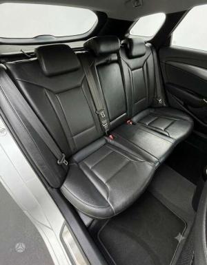 Grey Hyundai i40 2012 in Vilnius, with an engine capacity of 1.69 L and mileage of 275 thousand km for 4600 €, photo 10 on AUTOMOTO.COM.LV