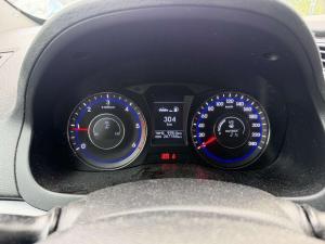Pelēks Hyundai i40 2012 Marijampole, ar dzinēja tilpumu 1.69 L un nobraukumu 268 tūkst. km par 3250 €, foto 13 vietnē AUTOMOTO.COM.LV