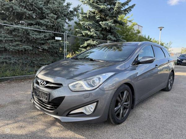 Grey Hyundai i40 2012 in Marijampole, with an engine capacity of 1.69 L and mileage of 188 thousand km for 3550 €, photo 1 on AUTOMOTO.COM.LV