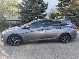 Pelēks Hyundai i40 2012 Marijampole, ar dzinēja tilpumu 1.69 L un nobraukumu 188 tūkst. km par 3550 €, foto 9 vietnē AUTOMOTO.COM.LV