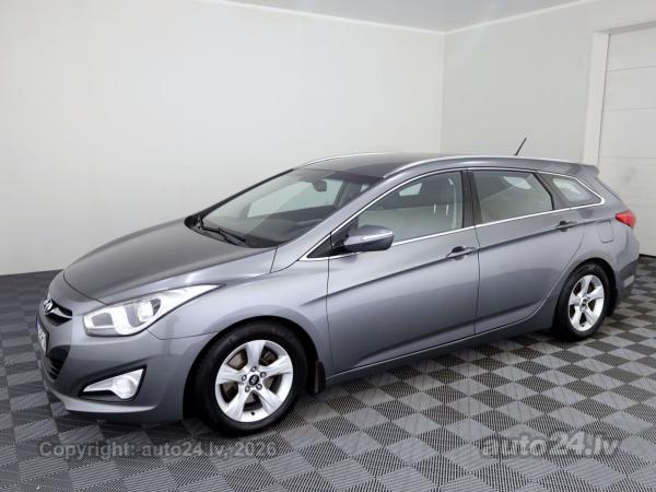 Серый Хендай и40 2012 в Таллин, объемом двигателя 1.70 л и пробегом 263 тыс. км за 3999 €, фото 3 на AUTOMOTO.COM.LV