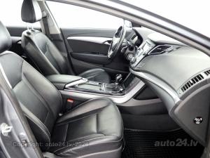 Pelēks Hyundai i40 2012 Tallina, ar dzinēja tilpumu 1.70 L un nobraukumu 263 tūkst. km par 3999 €, foto 7 vietnē AUTOMOTO.COM.LV