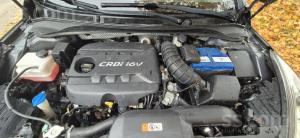 Grey Hyundai i40 2012 in Ogre, with an engine capacity of 1.70 L and mileage of 370 thousand km for 3500 €, photo 12 on AUTOMOTO.COM.LV