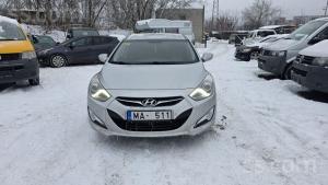 Pelēks Hyundai i40 2013 Rīga, ar dzinēja tilpumu 1.70 L un nobraukumu 278 tūkst. km par 4390 €, foto 3 vietnē AUTOMOTO.COM.LV