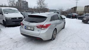 Pelēks Hyundai i40 2013 Rīga, ar dzinēja tilpumu 1.70 L un nobraukumu 278 tūkst. km par 4390 €, foto 4 vietnē AUTOMOTO.COM.LV