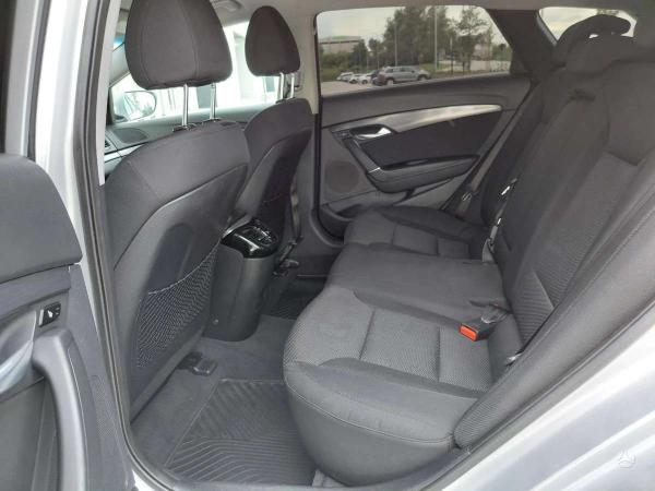 Grey Hyundai i40 2013 in Vilnius, with an engine capacity of 1.69 L and mileage of 267 thousand km for 5000 €, photo 9 on AUTOMOTO.COM.LV