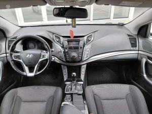 Grey Hyundai i40 2013 in Vilnius, with an engine capacity of 1.69 L and mileage of 267 thousand km for 5000 €, photo 11 on AUTOMOTO.COM.LV