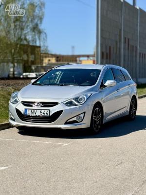 Grey Hyundai i40 2013 in Siauliai, with an engine capacity of 1.70 L and mileage of 176 thousand km for 5000 €, photo  on AUTOMOTO.COM.LV