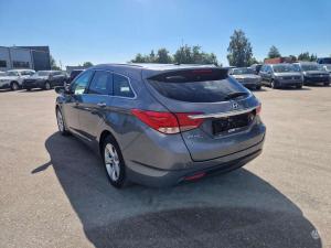 Grey Hyundai i40 2013 in Ukmerge, with an engine capacity of 1.69 L and mileage of 140 thousand km for 4550 €, photo 9 on AUTOMOTO.COM.LV