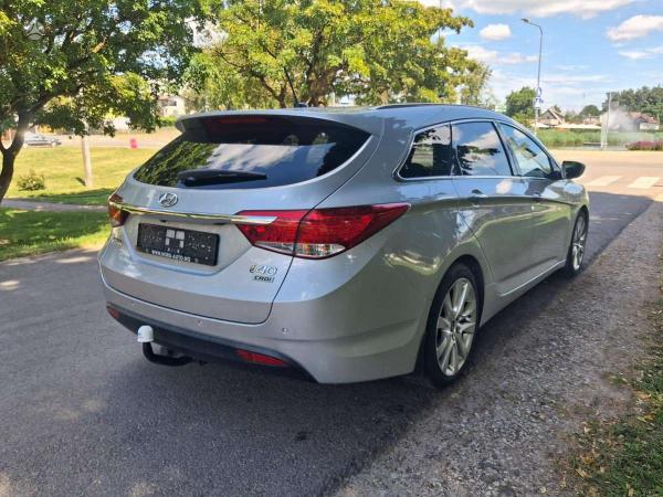 Pelēks Hyundai i40 2013 Raseiniai, ar dzinēja tilpumu 1.69 L un nobraukumu 196 tūkst. km par 4500 €, foto 7 vietnē AUTOMOTO.COM.LV