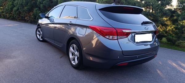 Grey Hyundai i40 2013 in Vilnius, with an engine capacity of 1.60 L and mileage of 296 thousand km for 4100 €, photo 4 on AUTOMOTO.COM.LV