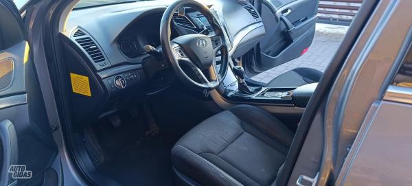 Grey Hyundai i40 2013 in Vilnius, with an engine capacity of 1.60 L and mileage of 296 thousand km for 4100 €, photo 9 on AUTOMOTO.COM.LV