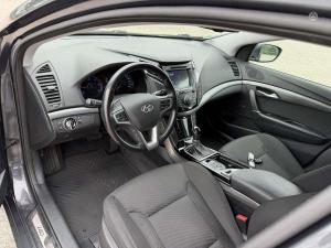Pelēks Hyundai i40 2013 Marijampole, ar dzinēja tilpumu 1.70 L un nobraukumu 257 tūkst. km par 4950 €, foto 12 vietnē AUTOMOTO.COM.LV