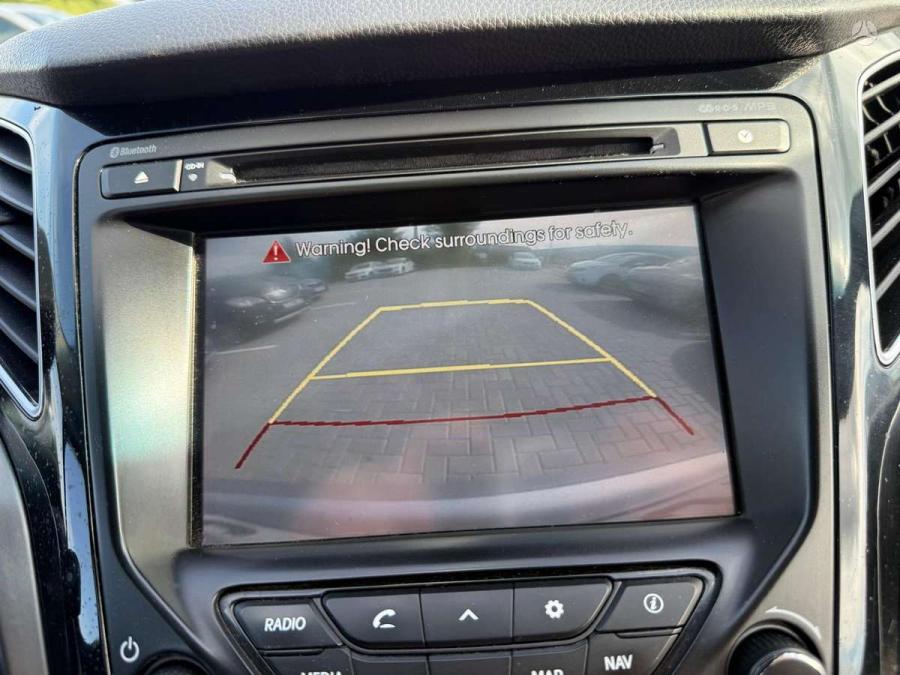 Grey Hyundai i40 2013 in Taurage, with an engine capacity of 1.69 L and mileage of 300 thousand km for 3900 €, photo 14 on AUTOMOTO.COM.LV