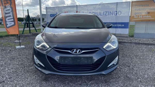Pelēks Hyundai i40 2013 Marijampole, ar dzinēja tilpumu 1.69 L un nobraukumu 266 tūkst. km par 5290 €, foto 6 vietnē AUTOMOTO.COM.LV