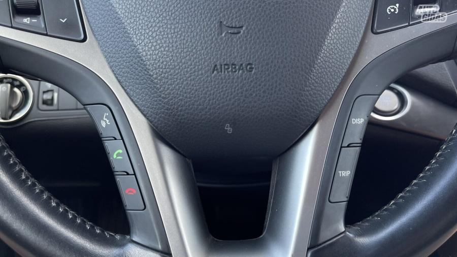Pelēks Hyundai i40 2013 Marijampole, ar dzinēja tilpumu 1.70 L un nobraukumu 266 tūkst. km par 5290 €, foto 14 vietnē AUTOMOTO.COM.LV
