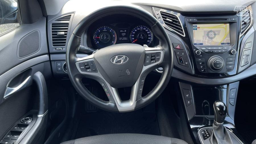 Pelēks Hyundai i40 2013 Marijampole, ar dzinēja tilpumu 1.70 L un nobraukumu 266 tūkst. km par 5290 €, foto 17 vietnē AUTOMOTO.COM.LV