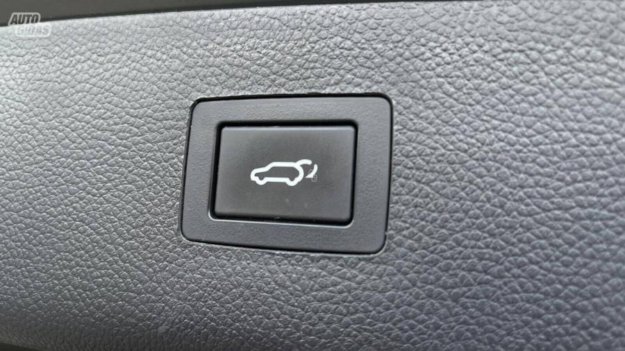 Pelēks Hyundai i40 2013 Marijampole, ar dzinēja tilpumu 1.70 L un nobraukumu 266 tūkst. km par 5290 €, foto 37 vietnē AUTOMOTO.COM.LV