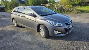 Grey Hyundai i40 2013 in Kaunas, with an engine capacity of 1.59 L and mileage of 264 thousand km for 1999 €, photo 5 on AUTOMOTO.COM.LV