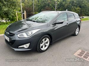 Grey Hyundai i40 2013 in Tallinn, with an engine capacity of 1.60 L and mileage of 119 thousand km for 7749 €, photo 6 on AUTOMOTO.COM.LV