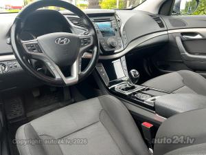 Grey Hyundai i40 2013 in Tallinn, with an engine capacity of 1.60 L and mileage of 119 thousand km for 7749 €, photo 9 on AUTOMOTO.COM.LV