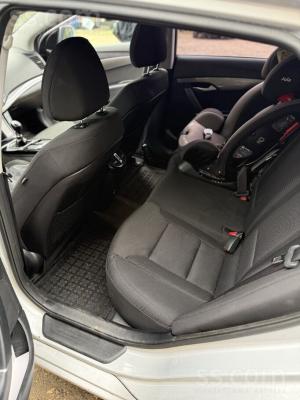 Pelēks Hyundai i40 2013 Rīga, ar dzinēja tilpumu 2.00 L un nobraukumu 194 tūkst. km par 4800 €, foto 7 vietnē AUTOMOTO.COM.LV