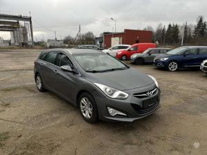 Pelēks Hyundai i40 2014 Viļņa, ar dzinēja tilpumu 1.69 L un nobraukumu 523 tūkst. km par 2800 €, foto  vietnē AUTOMOTO.COM.LV