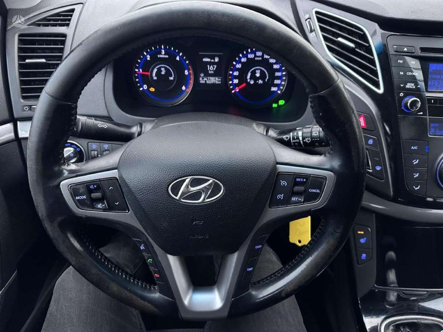 Pelēks Hyundai i40 2014 Viļņa, ar dzinēja tilpumu 1.69 L un nobraukumu 523 tūkst. km par 2850 €, foto 16 vietnē AUTOMOTO.COM.LV