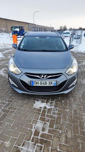 Pelēks Hyundai i40 2014 Tauragė, ar dzinēja tilpumu 1.69 L un nobraukumu 232 tūkst. km par 5200 €, foto  vietnē AUTOMOTO.COM.LV