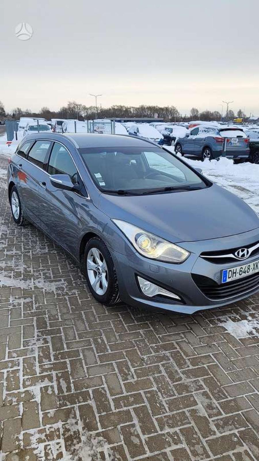 Grey Hyundai i40 2014 in Taurage, with an engine capacity of 1.69 L and mileage of 232 thousand km for 5200 €, photo 5 on AUTOMOTO.COM.LV