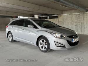 Pelēks Hyundai i40 2014 Tallina, ar dzinēja tilpumu 1.70 L un nobraukumu 94 tūkst. km par 8990 €, foto 2 vietnē AUTOMOTO.COM.LV
