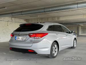 Pelēks Hyundai i40 2014 Tallina, ar dzinēja tilpumu 1.70 L un nobraukumu 94 tūkst. km par 8990 €, foto 4 vietnē AUTOMOTO.COM.LV