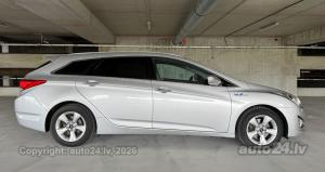Pelēks Hyundai i40 2014 Tallina, ar dzinēja tilpumu 1.70 L un nobraukumu 94 tūkst. km par 8990 €, foto 5 vietnē AUTOMOTO.COM.LV