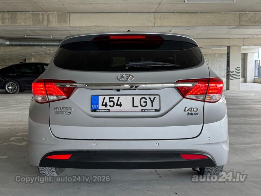 Pelēks Hyundai i40 2014 Tallina, ar dzinēja tilpumu 1.70 L un nobraukumu 94 tūkst. km par 8990 €, foto 7 vietnē AUTOMOTO.COM.LV