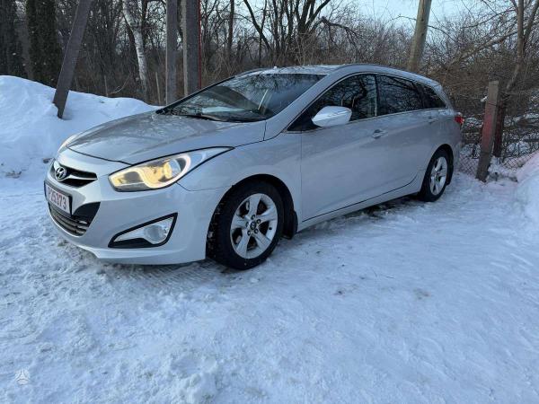 Pelēks Hyundai i40 2014 Šauļi, ar dzinēja tilpumu 1.69 L un nobraukumu 383 tūkst. km par 4250 €, foto 7 vietnē AUTOMOTO.COM.LV