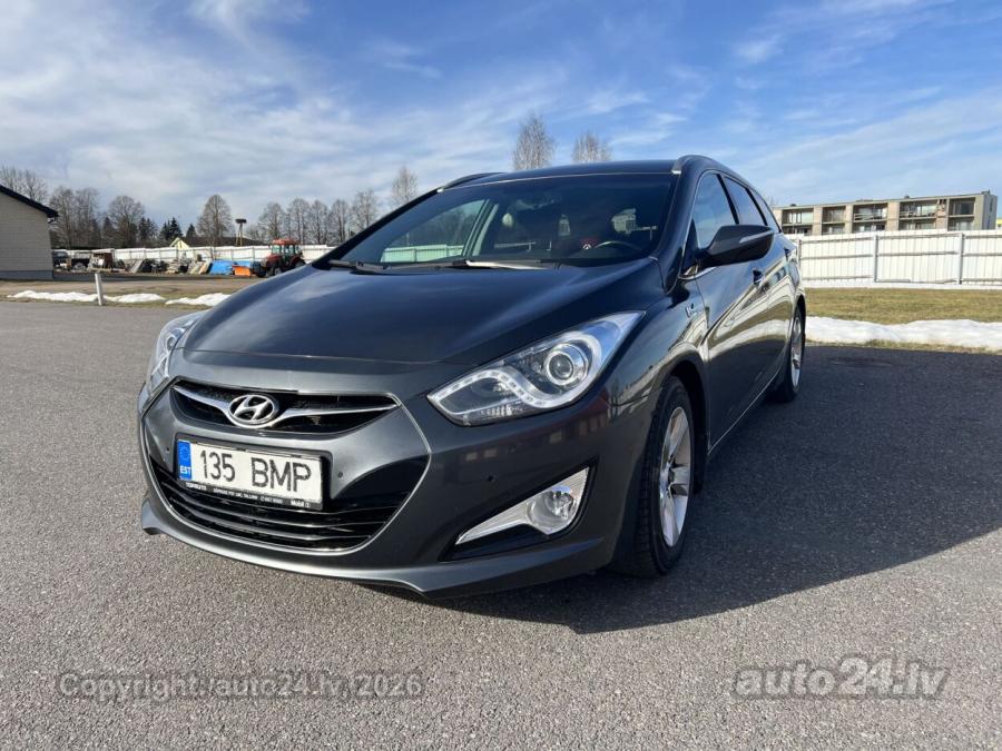 Grey Hyundai i40 2014 in Tartu, with an engine capacity of 1.60 L and mileage of 169 thousand km for 6500 €, photo 1 on AUTOMOTO.COM.LV